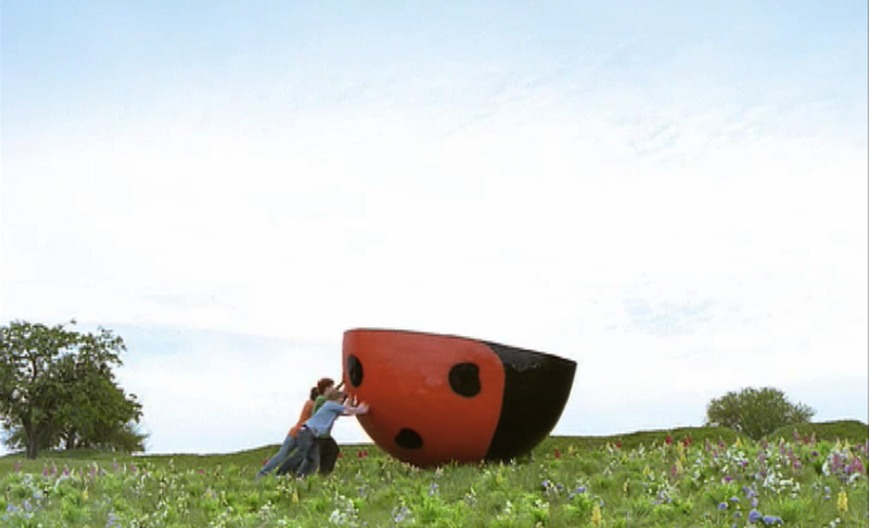 Coca10 - Gizmo - Animation Studio